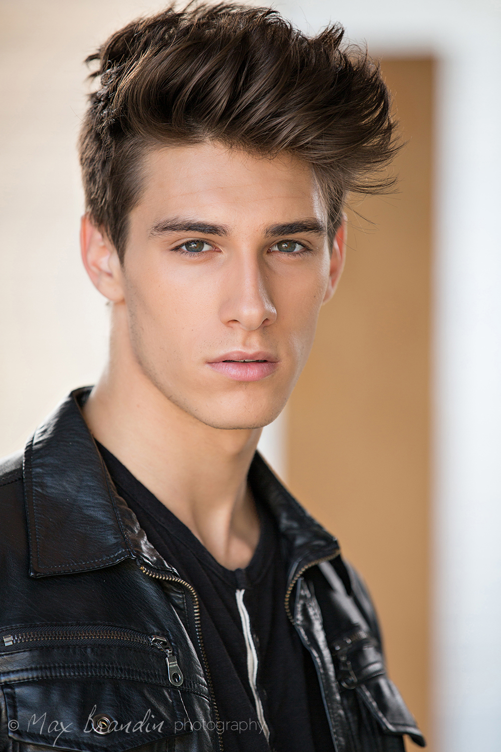 Senior Portrait Photographer Los Angeles & Ventura County